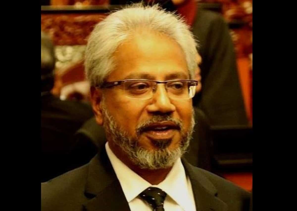 Malaysian Minister Says Will Propose 10% Quota for Indian Community in ...